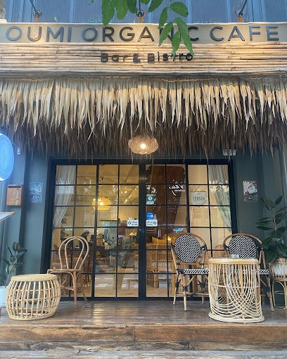 Oumi Organic Cafe - 吸烟大麻 泰国